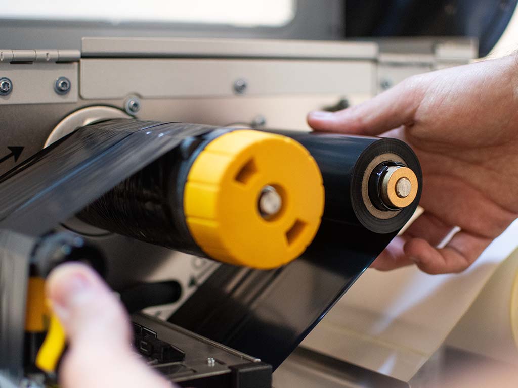 Ribbon etiquetas y ribbons cera resina para tu impresora